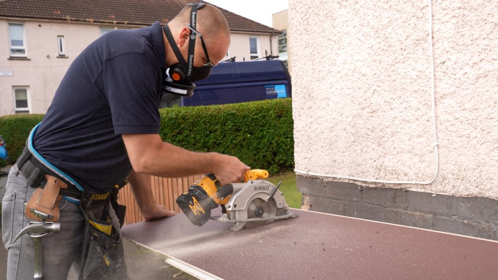 004 Cutting panel - Professional Builder