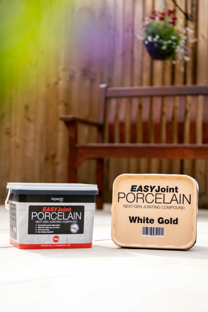 BR4514 - EASY Joint Porcelain - Photography - 1018 - Professional Builder
