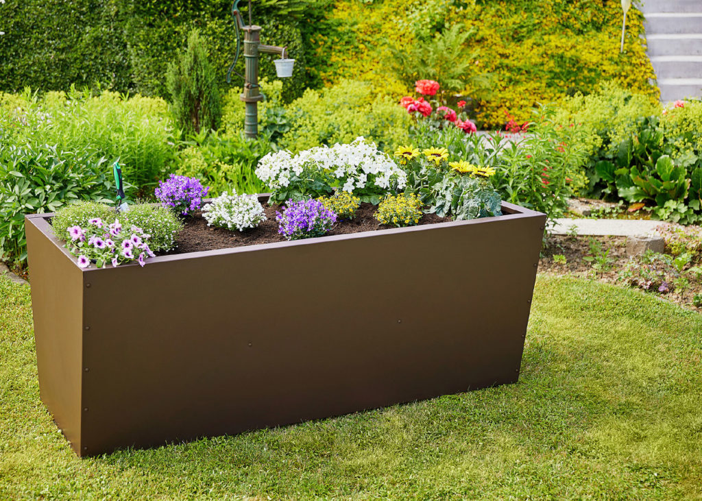 Dec_PR_image_Planter - Professional Builder