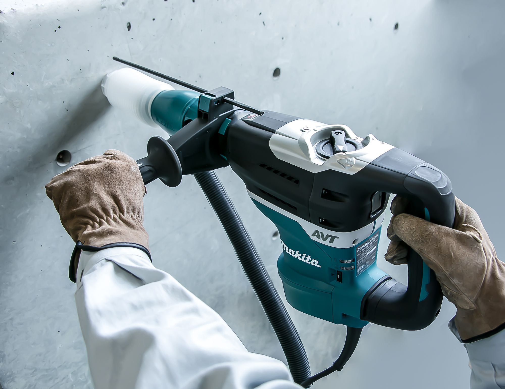 Makita_HR4013C - Professional Builder