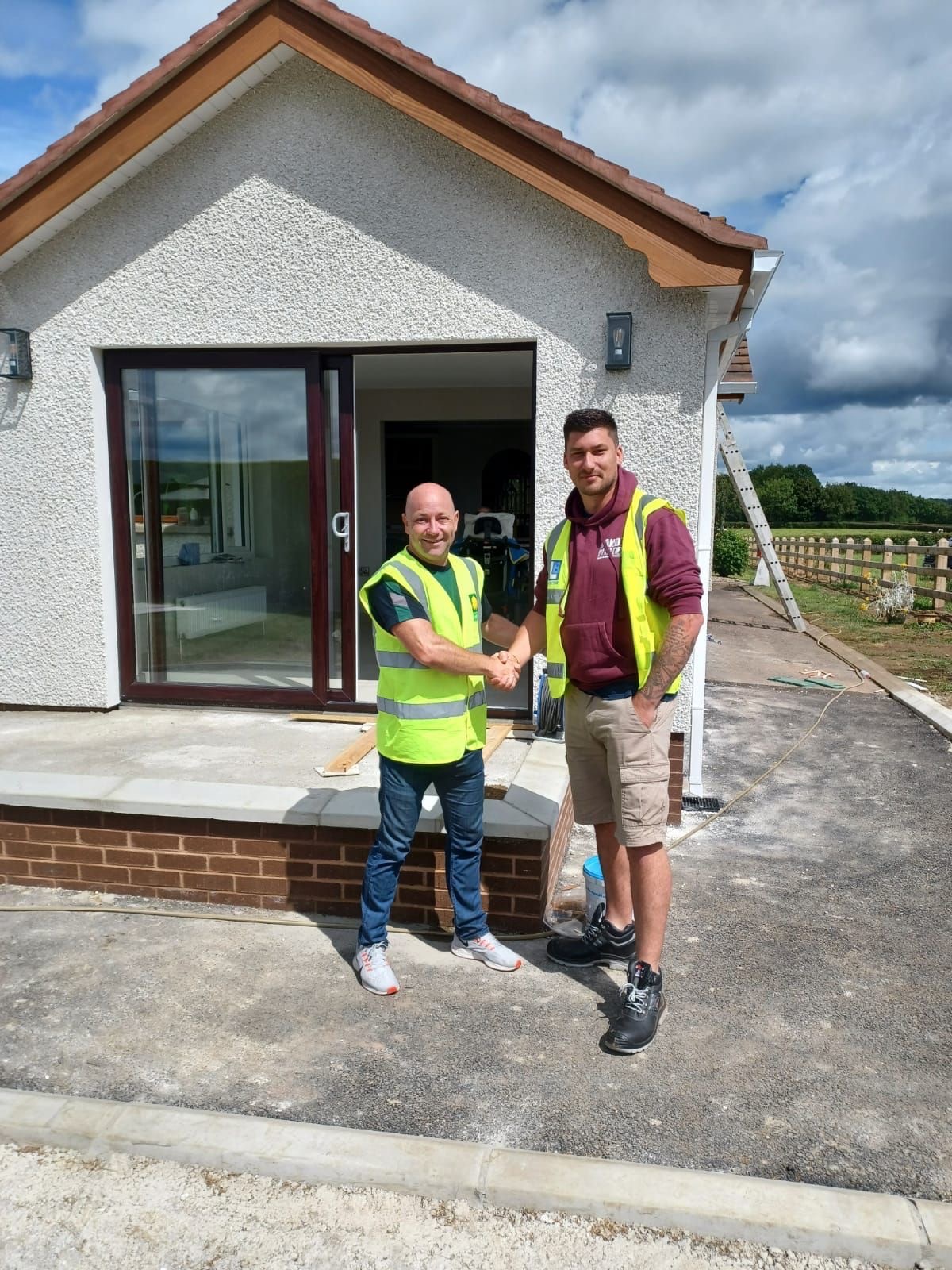 Thanking a colleague from JP Corry after supporting the first project ...