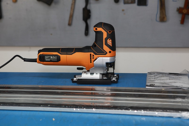 Triton jigsaw stills_ - Professional Builder