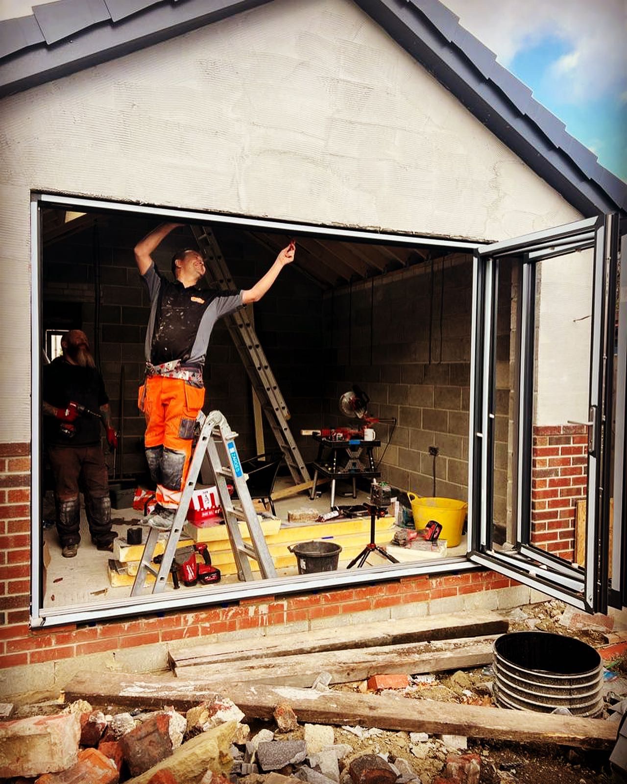 e5bf1b15-ceeb-4caa-b0ec-e428d449f0cc - Professional Builder